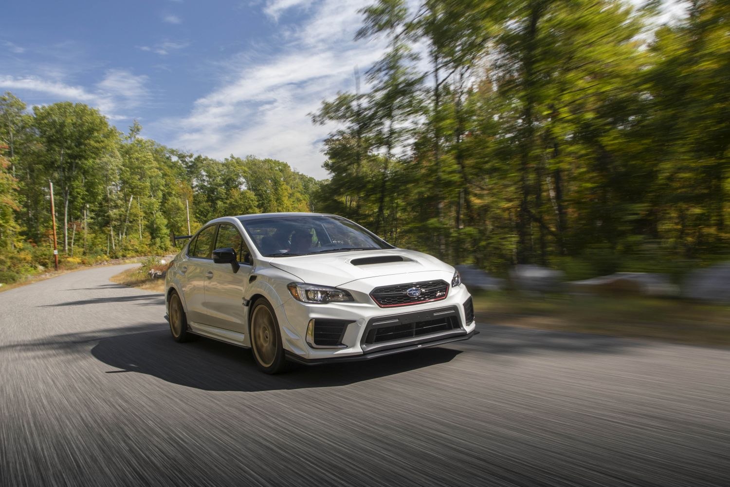 Subaru WRX STI (facelift 2018) 2.5 (310 Hp) AWD
